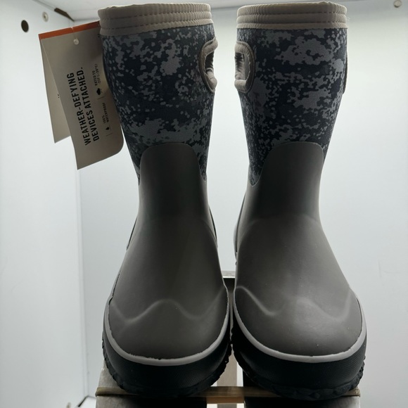 Bogs | Shoes | Bogs Kids Grasp Waterproof Insulated Rain Boot New Price ...